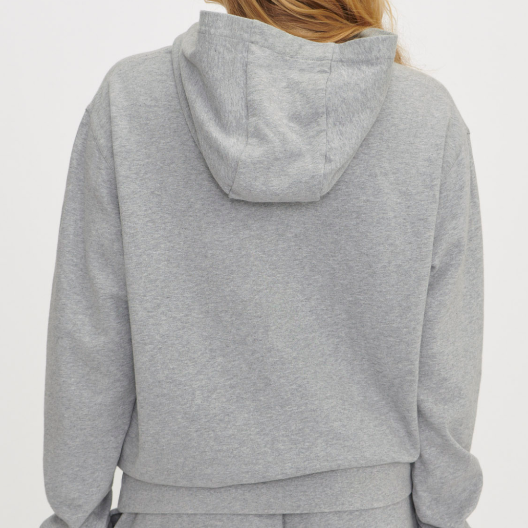 Women’s basic hoodies with a soft, structured feel